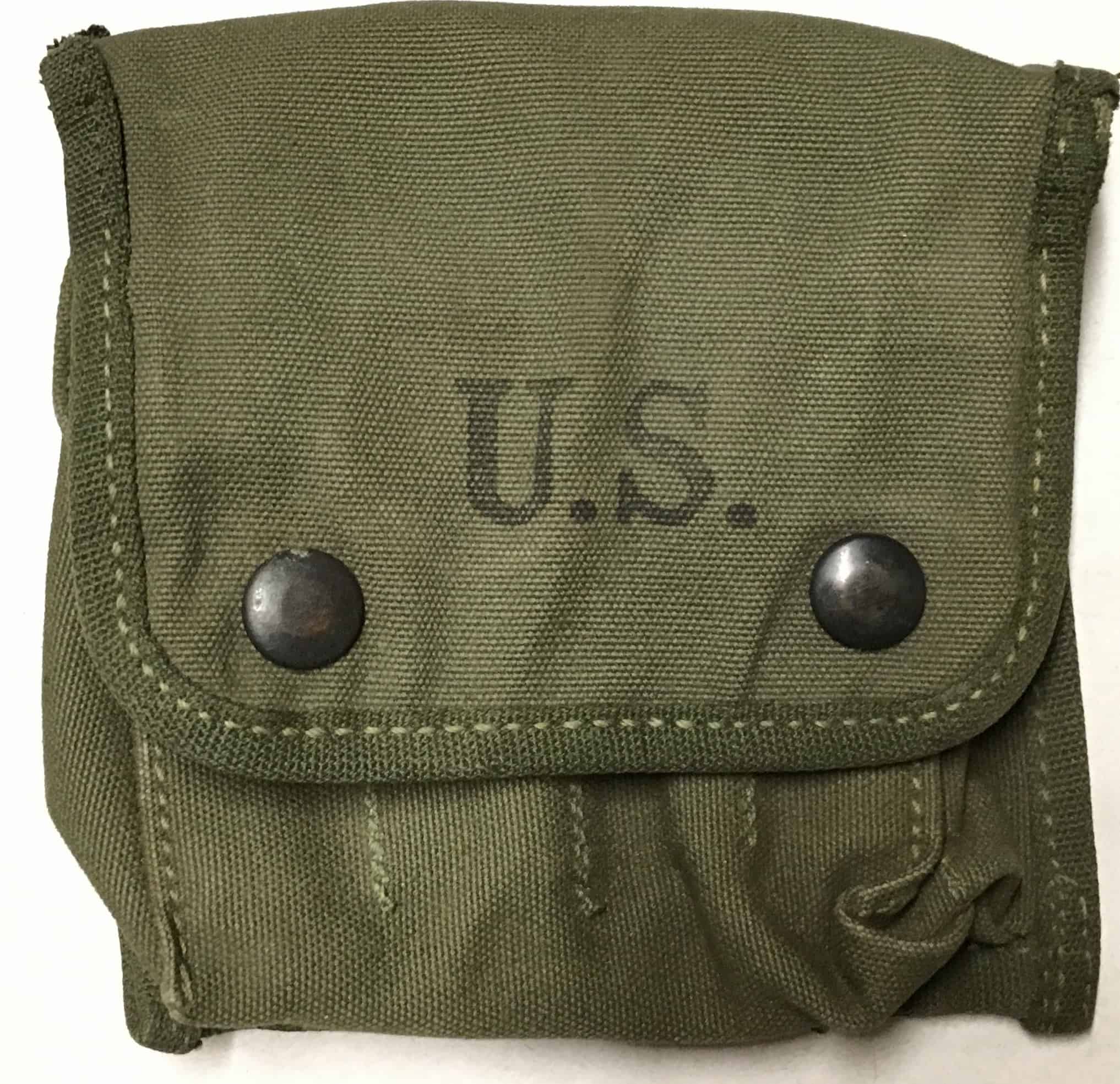 WWII USMC M2 Jungle First Aid Kit Pouch Arnold Co. 1943 - Enemy Militaria