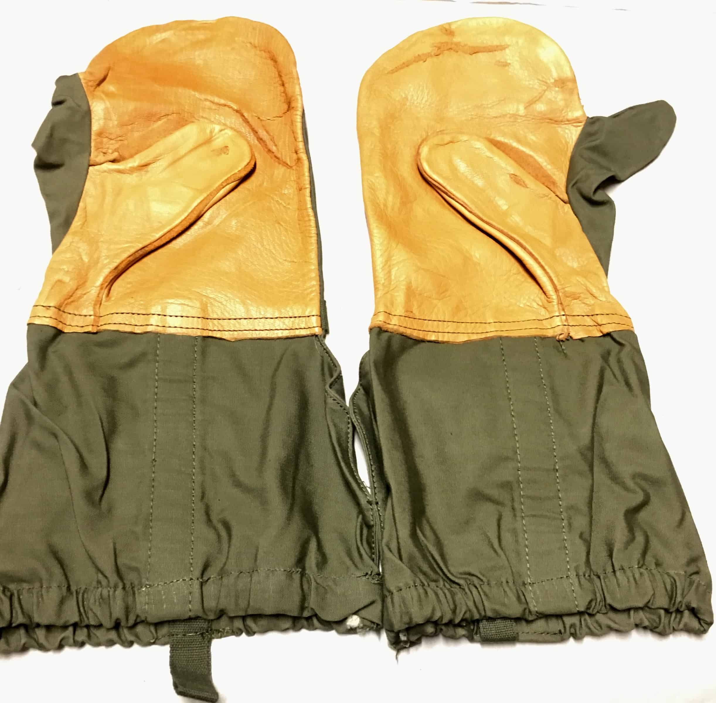 US Army Korean War Trigger Finger Mittens with Shell - Enemy Militaria