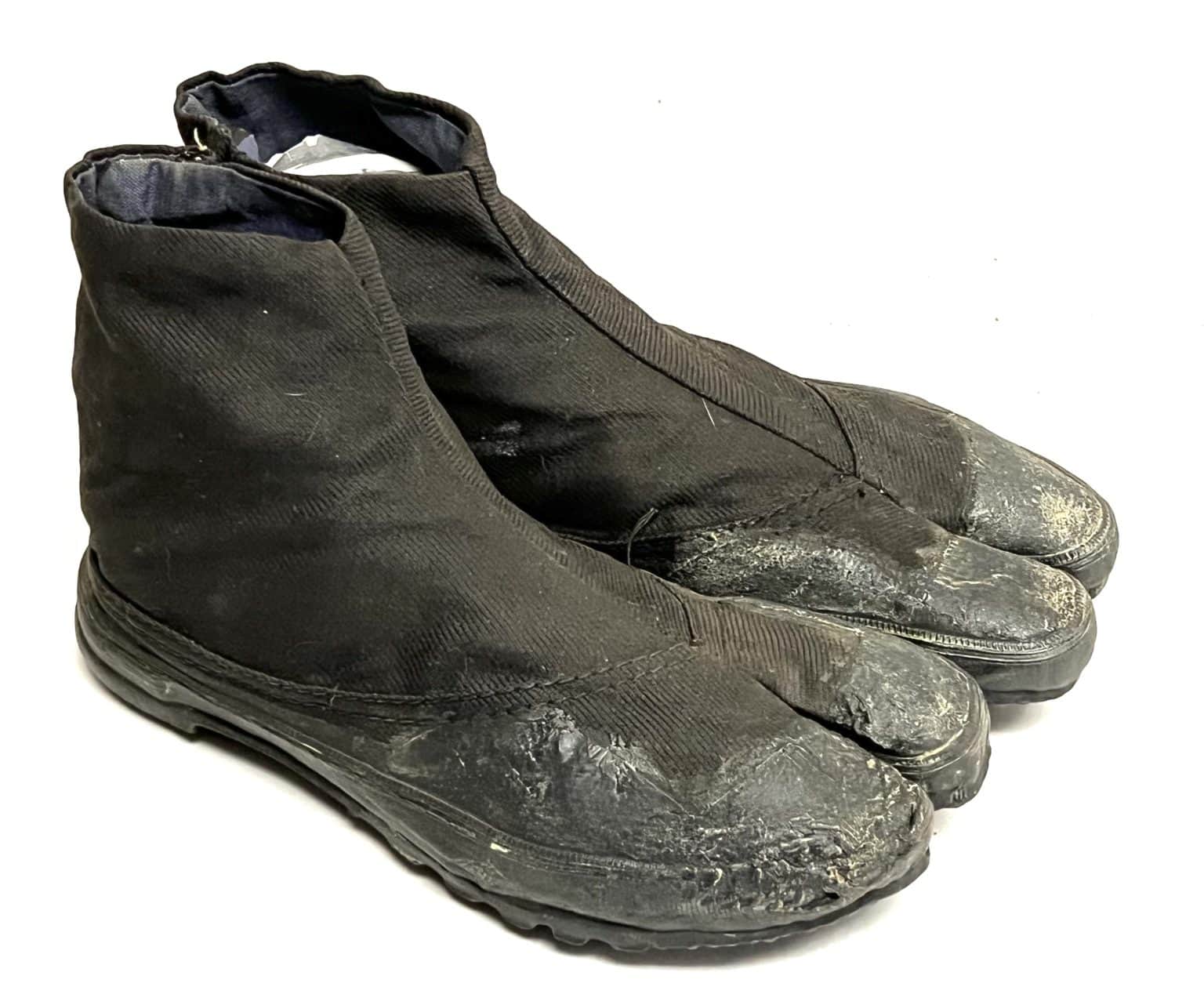 Japanese WW2 Split Toe Tabi Shoes Boots - Enemy Militaria