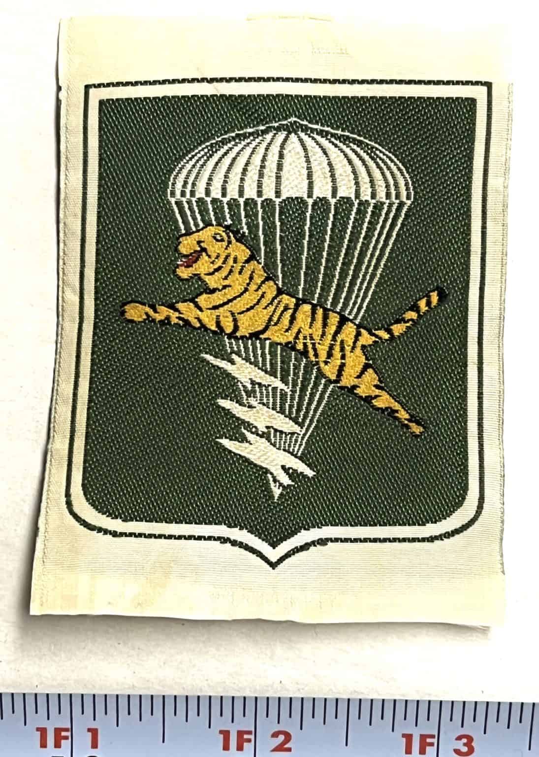 ARVN LLDB Special Forces Bevo Patch with border - Enemy Militaria