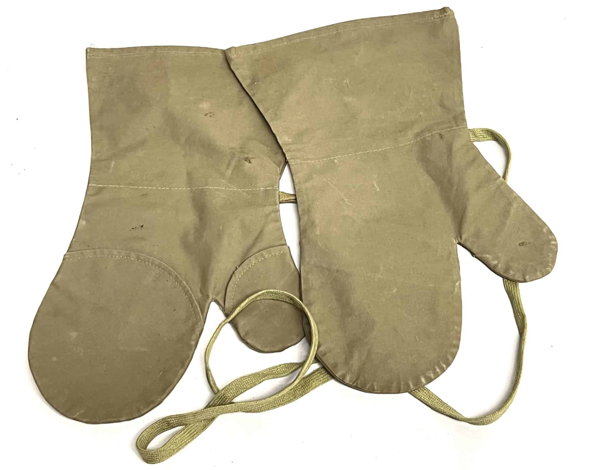 Japanese WW2 Army Jungle Issue Mosquito Mittens - Enemy Militaria