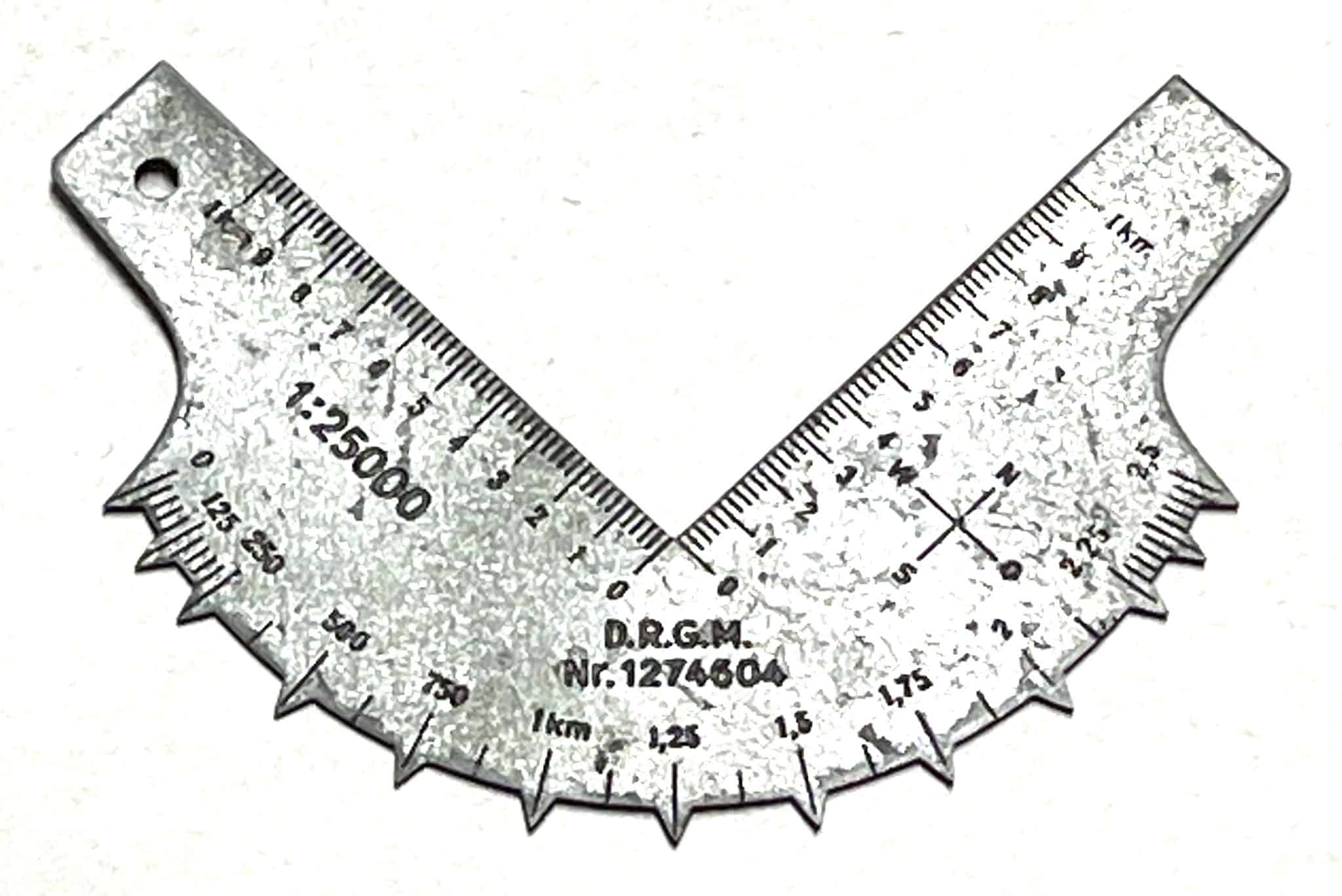 WW2 German Map Reading Tool 1:25,000 & 1:100,000 - Enemy Militaria
