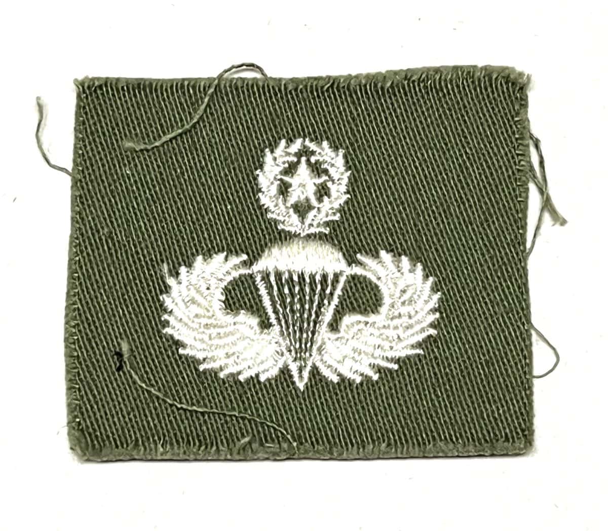 Vietnam War US Army Master Parachutist Jump Wings White on OD Cloth Sew ...