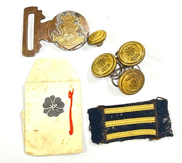 WW2 Japanese Navy Buttons Belt Buckle etc Lot - Enemy Militaria