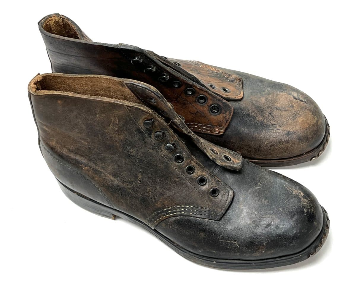 WW2 German Hobnailed Field Shoes Boots Unissued - Enemy Militaria