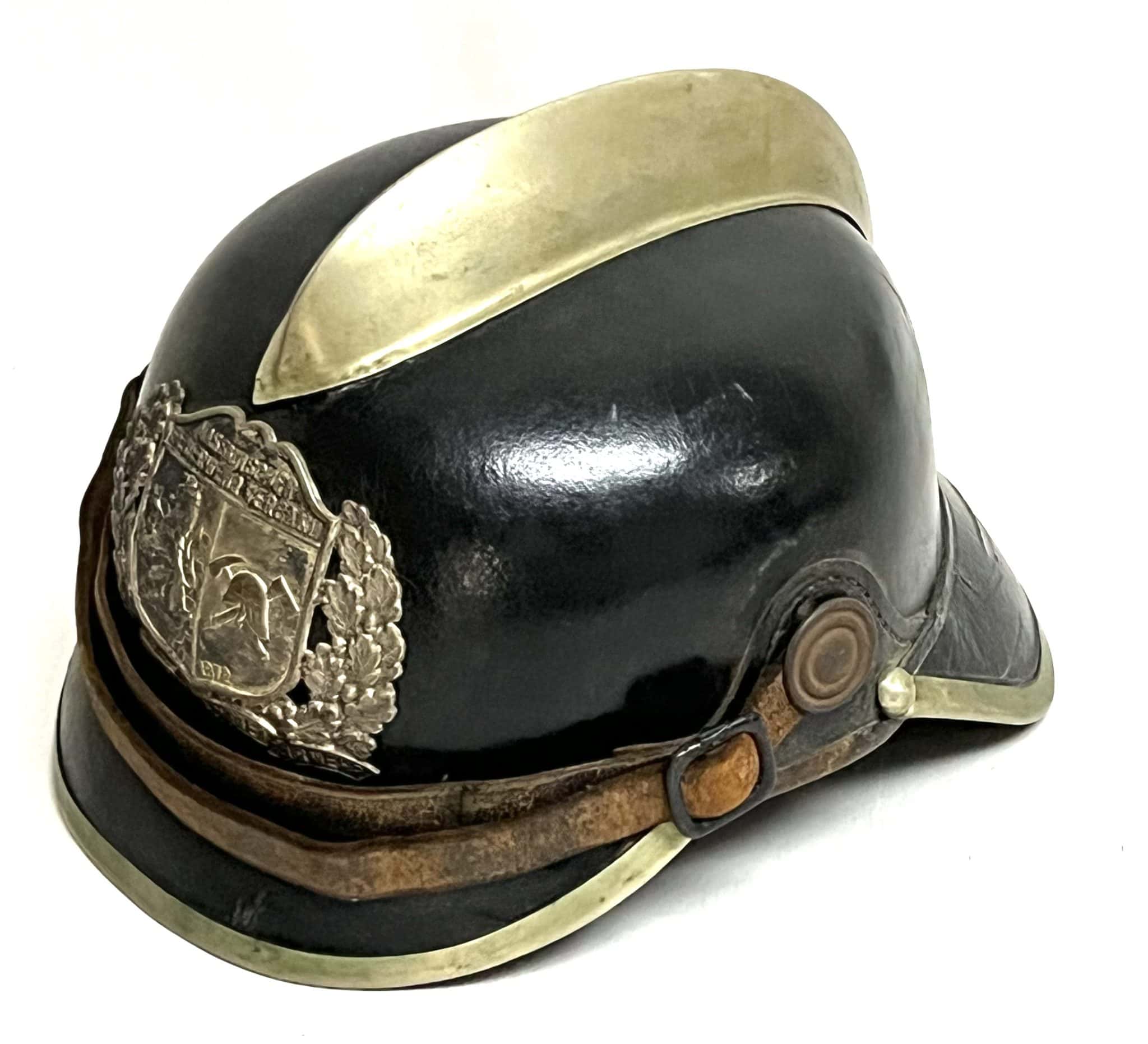 WW1 Imperial German Feuerwehr Lederhelm Pickelhaube Helmet - Enemy ...