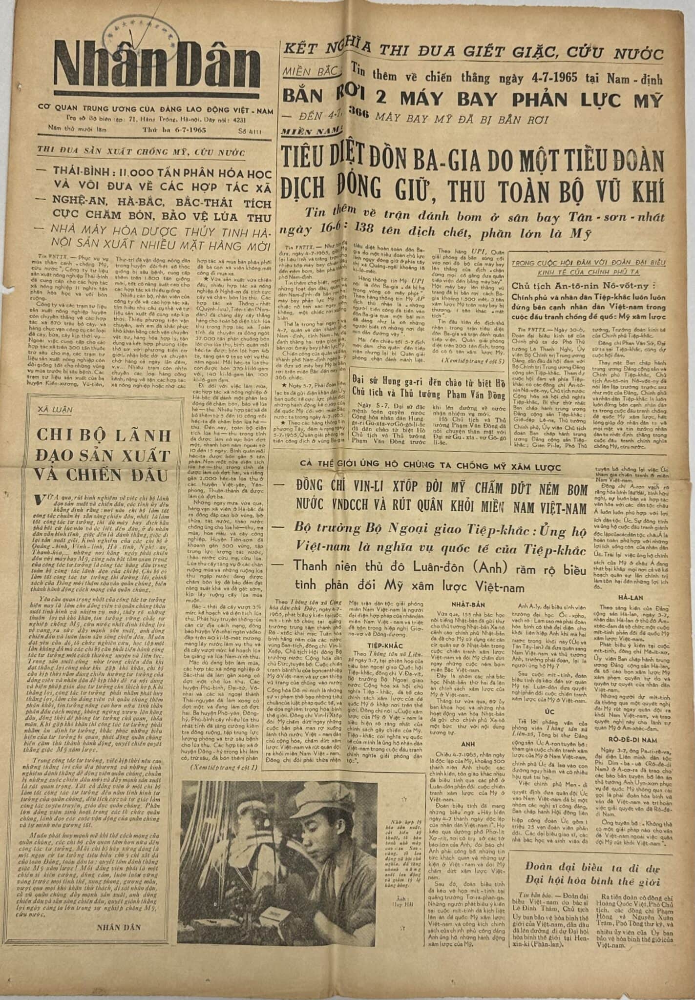 North Vietnamese Army Newspaper 1965 Female NVA - Enemy Militaria