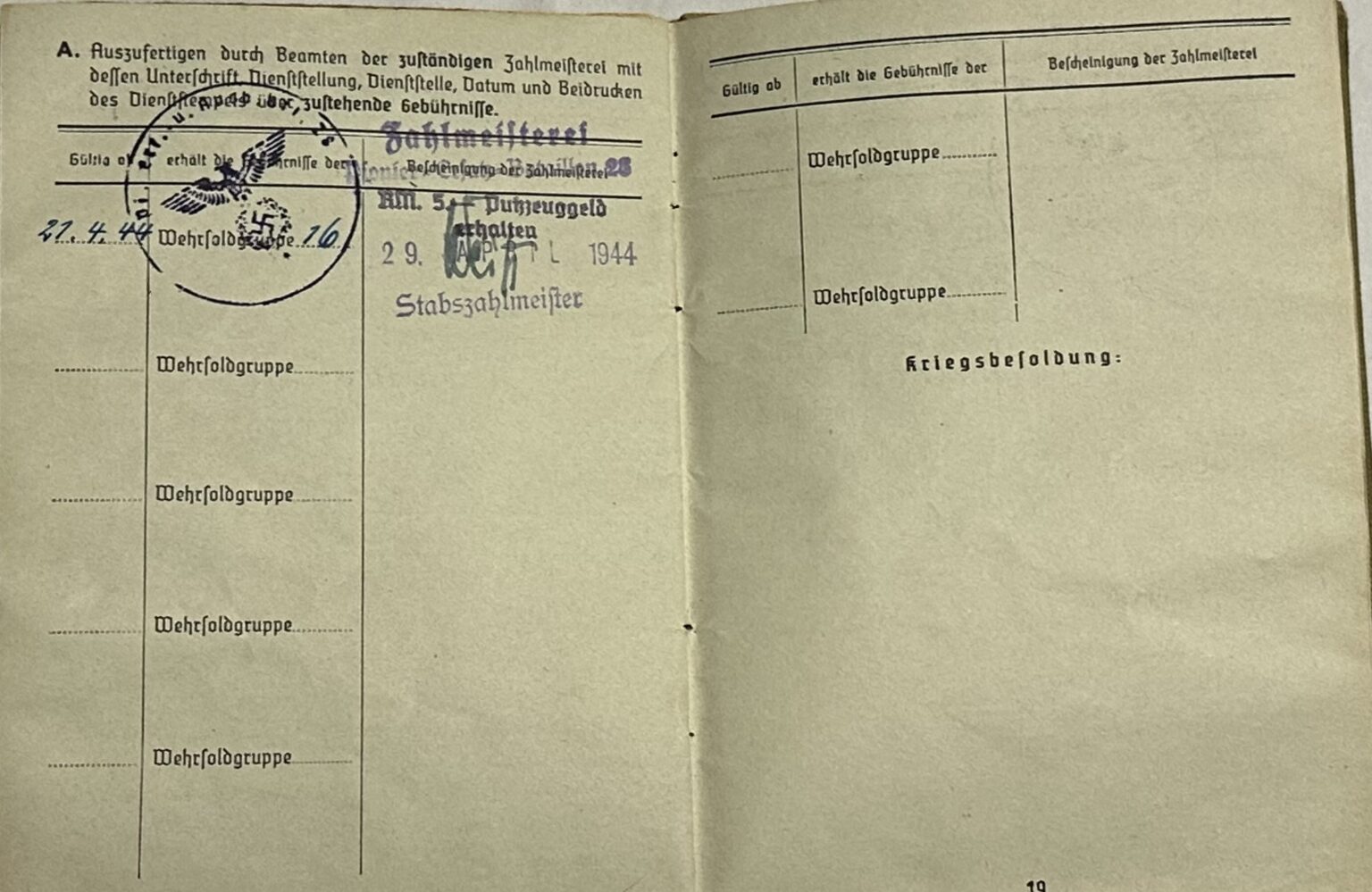 WW2 German Pioneer Soldbuch April 1944 to 18 Year Old - Enemy Militaria
