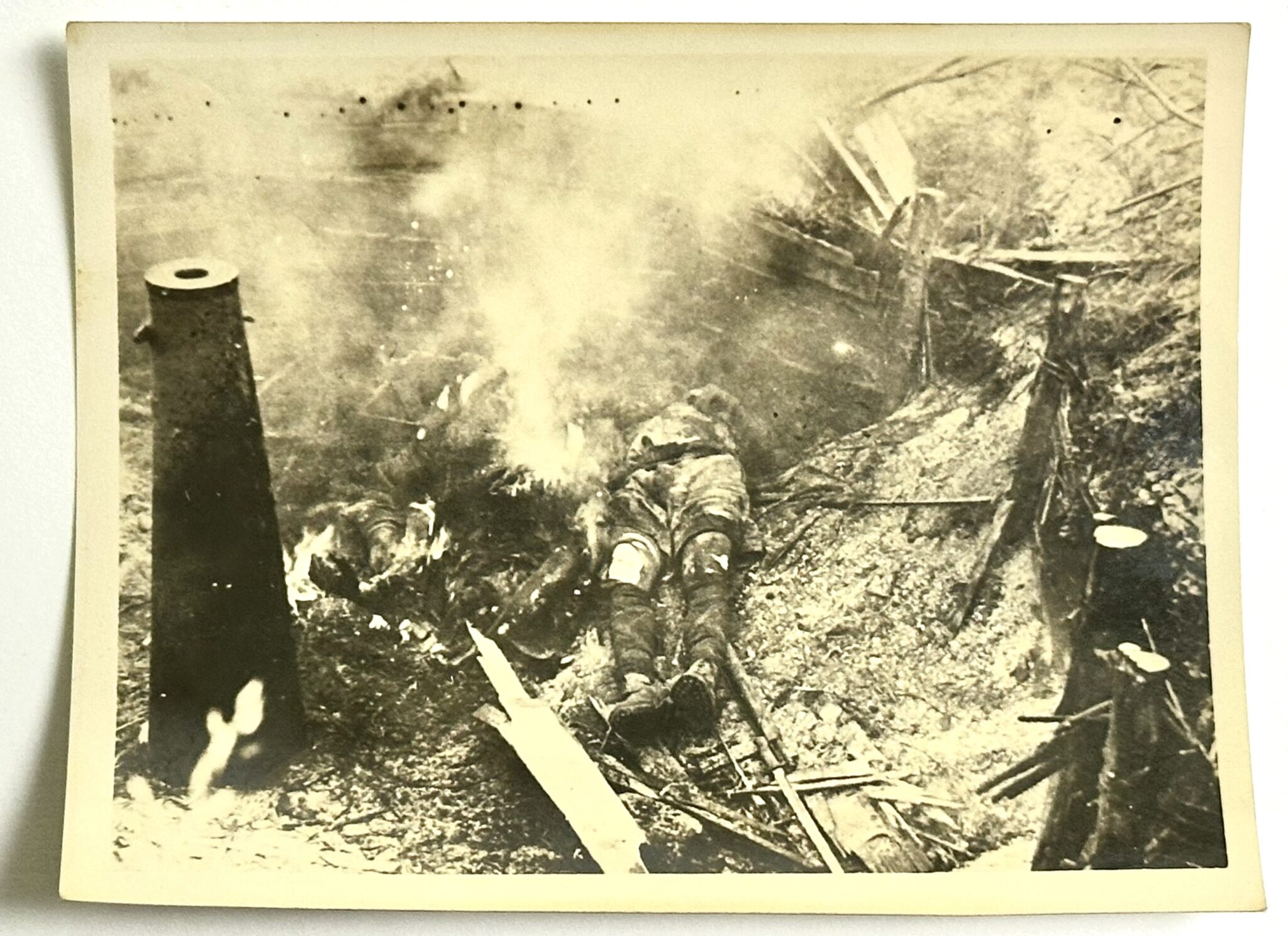 WW2 USMC Photo Flamethrower vs Japanese Gun Emplacement & Japanese KIAs ...